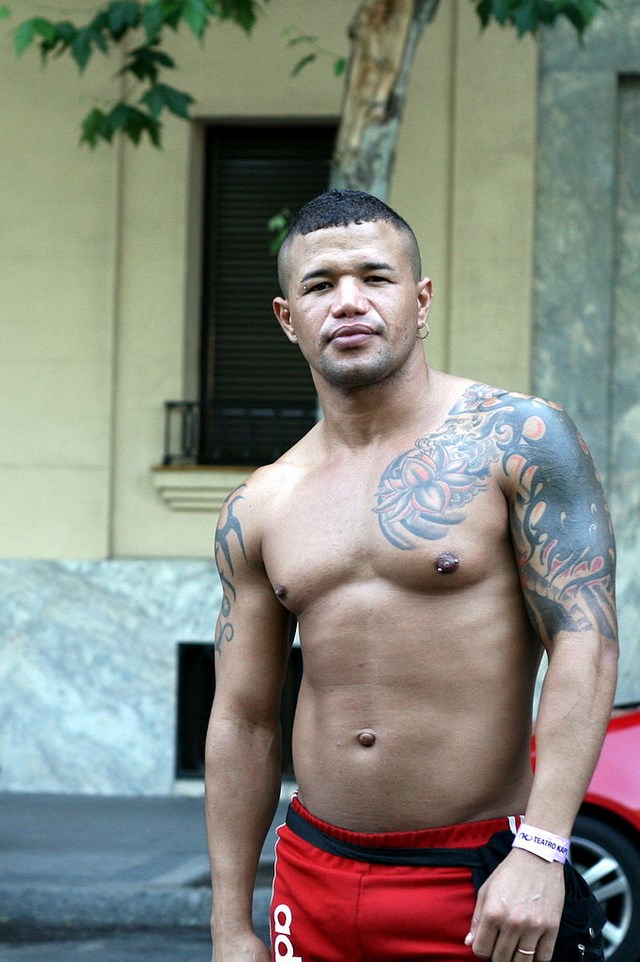 Cómo hacerse un piercing en el pezón - 4 pasos - Belleza Doncomos.com