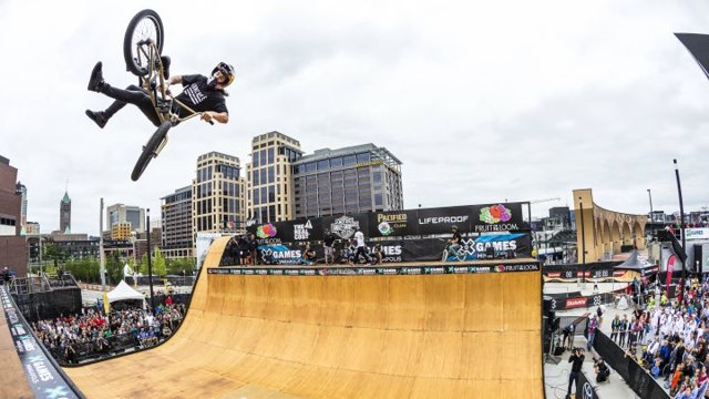 ¿Qué son los X Games? - Ejercicio Doncomos.com