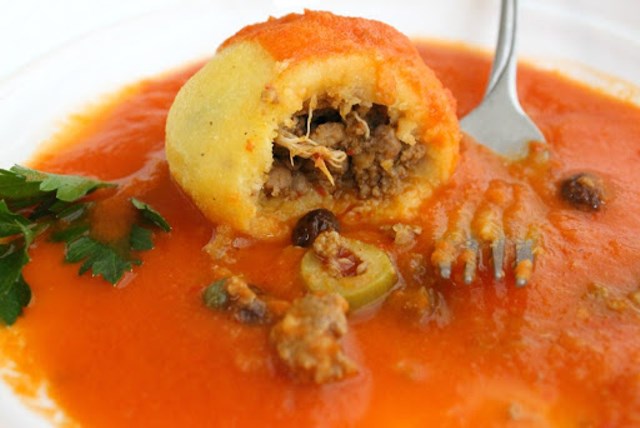 ¿Cómo hacer bollos pelones de carne Venezolanos? - Recetas Don Cómo