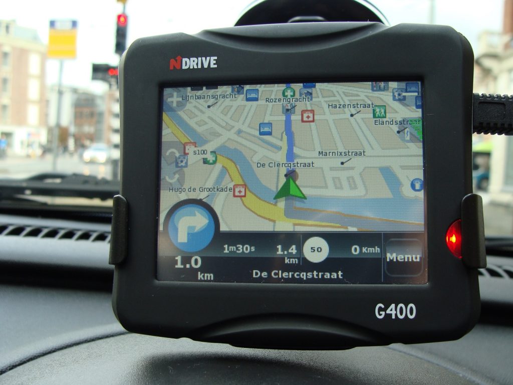 Cómo usar un GPS - 4 pasos - Tecnología Doncomos.com