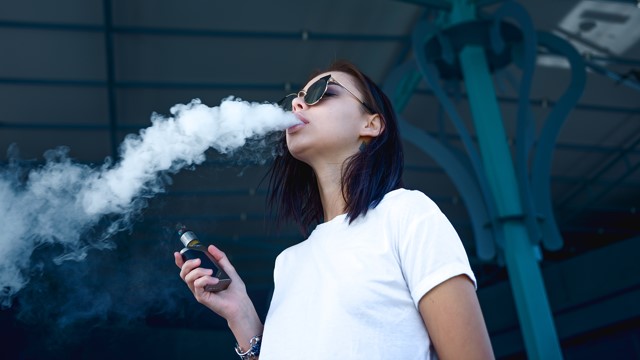 El vaper – ¿Es bueno usarlo? - Tecnología Doncomos.com