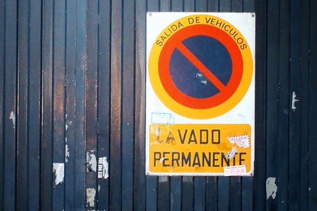 Cómo saber si un vado está vigente - Vehiculos y Motor Doncomos.com